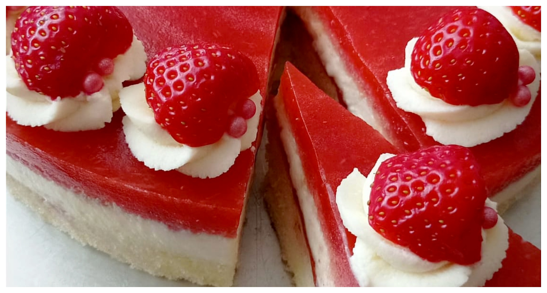 Dopřejte si tento lahodný jahodový dort