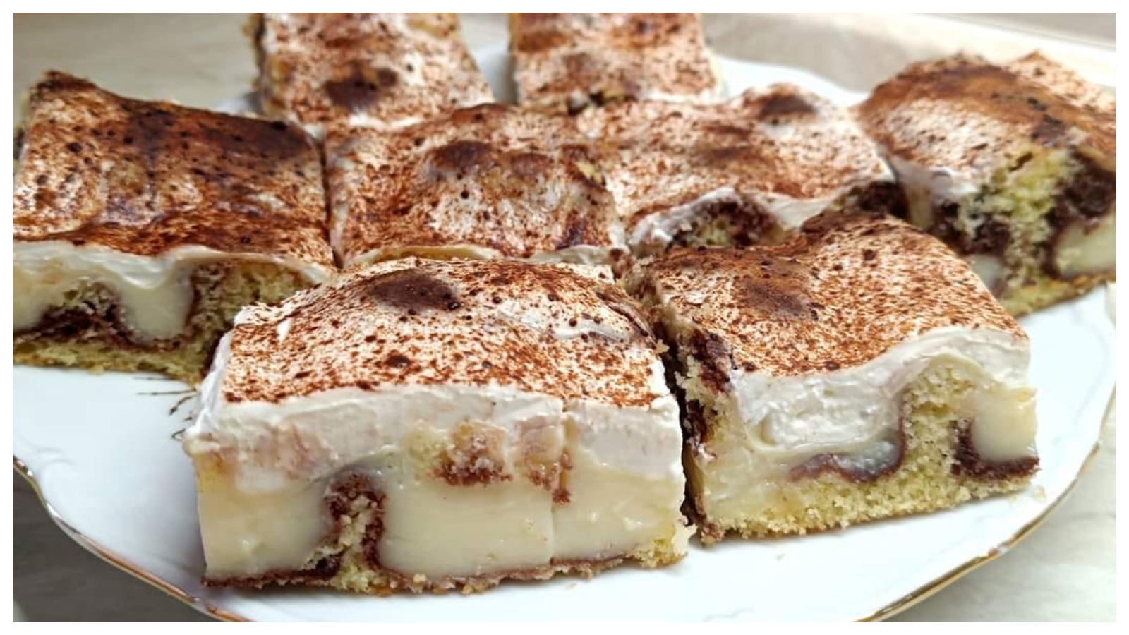 Vynikající pudinková buchta se zakysanou smetanou – vláčná a krémová ...