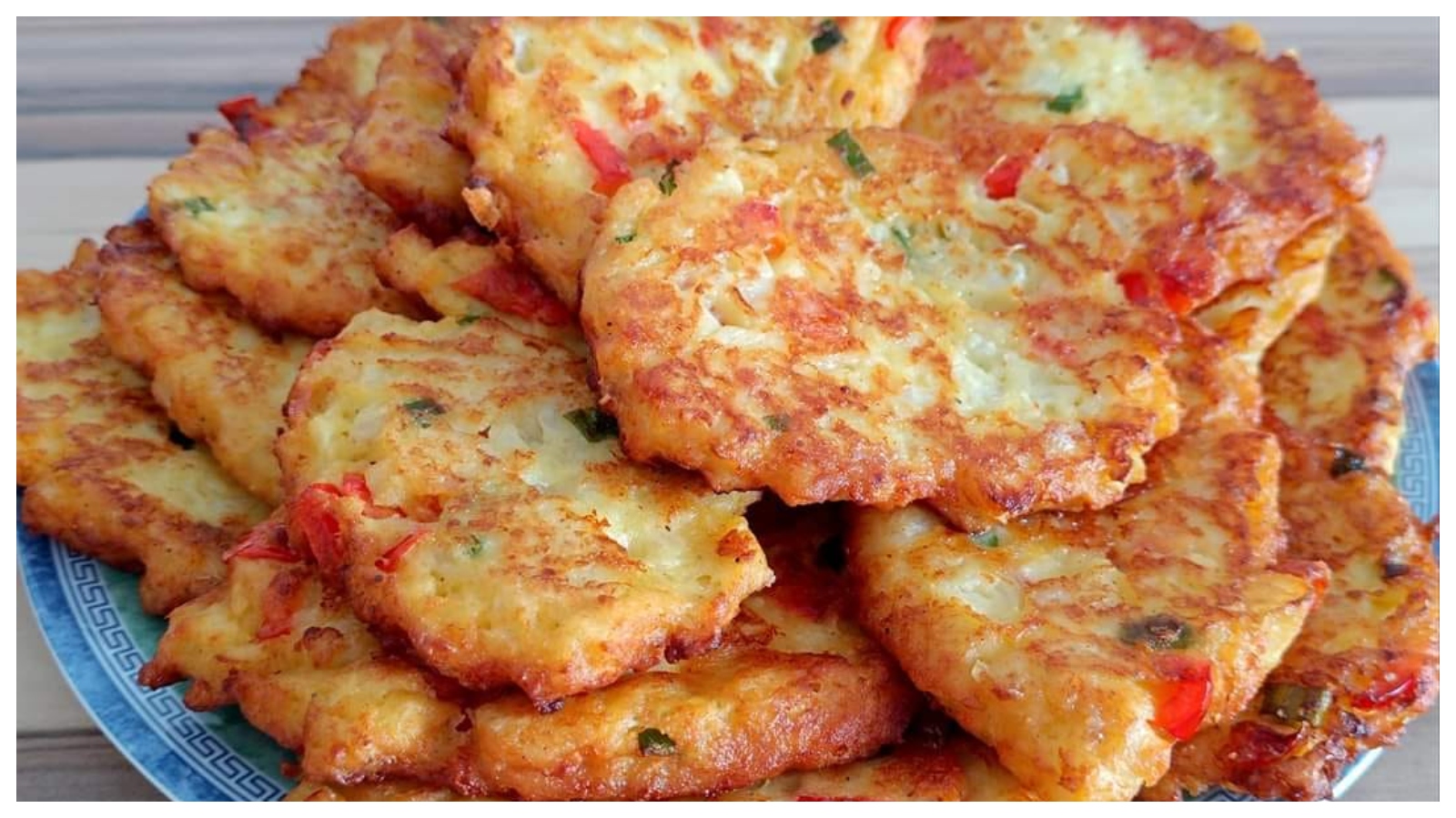 Květákové placky: Skvělý a jednoduchý recept na oběd či večeři